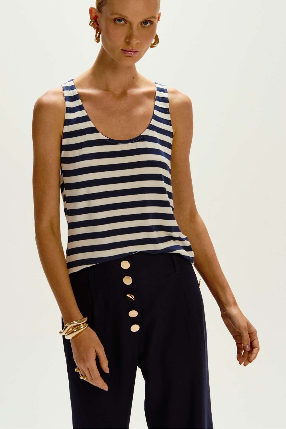 009673141_3.jpg?v=638862812216630000